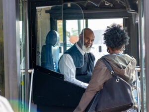 Riding Metro -Metro | Providing Bus Transit for the Cincinnati Region